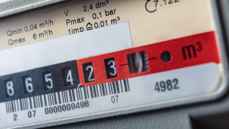 How to read your gas meter - National Energy Action (NEA)
